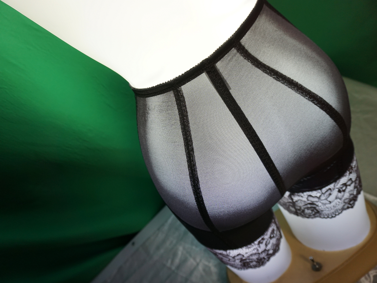 Yahoo!オークション - 2979 年内再出品無し 日本製 ガードル70 チャコール