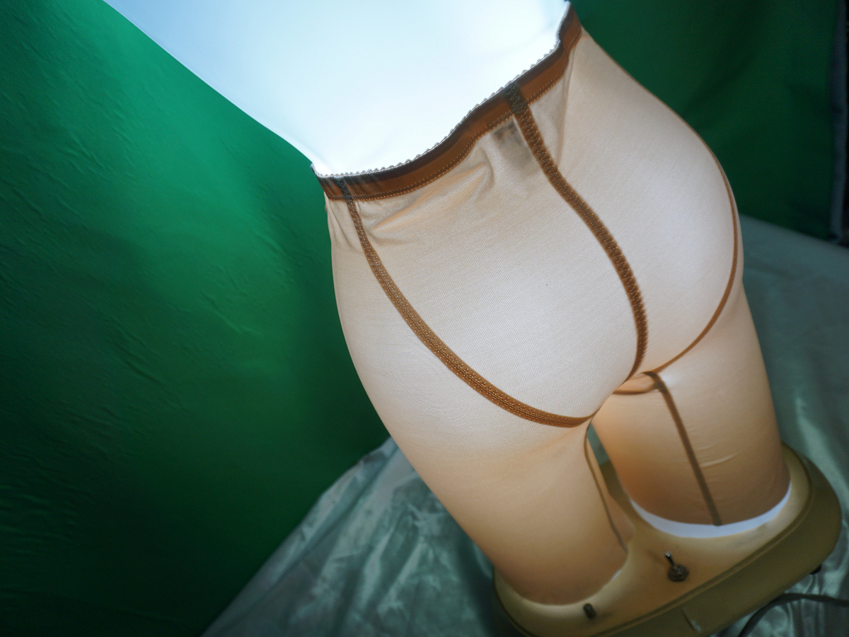 日本代購代標第一品牌【樂淘letao】－3072♪新品紙タグ付き☆ワコール LASEE GFA799ガードル76日本製 ベージュ系