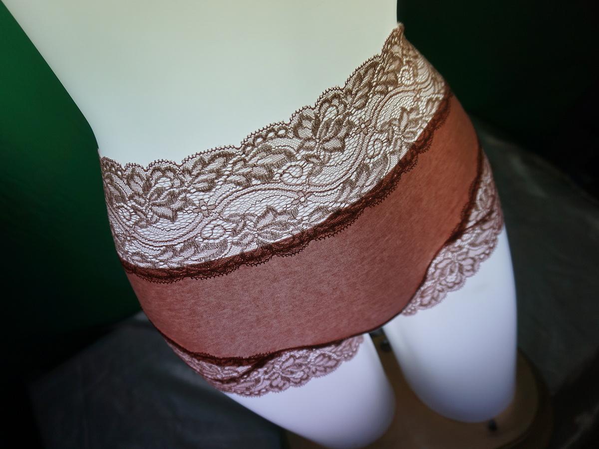 Yahoo!オークション - 4564 11月厳選 エイボン ガードルL ピンク系